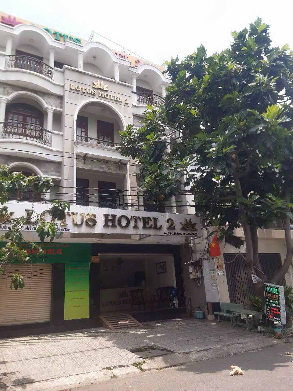 Lotus Hotel